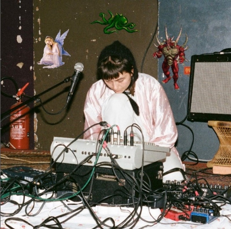 Leoni Leoni - Easyjet · Radio 3FACH