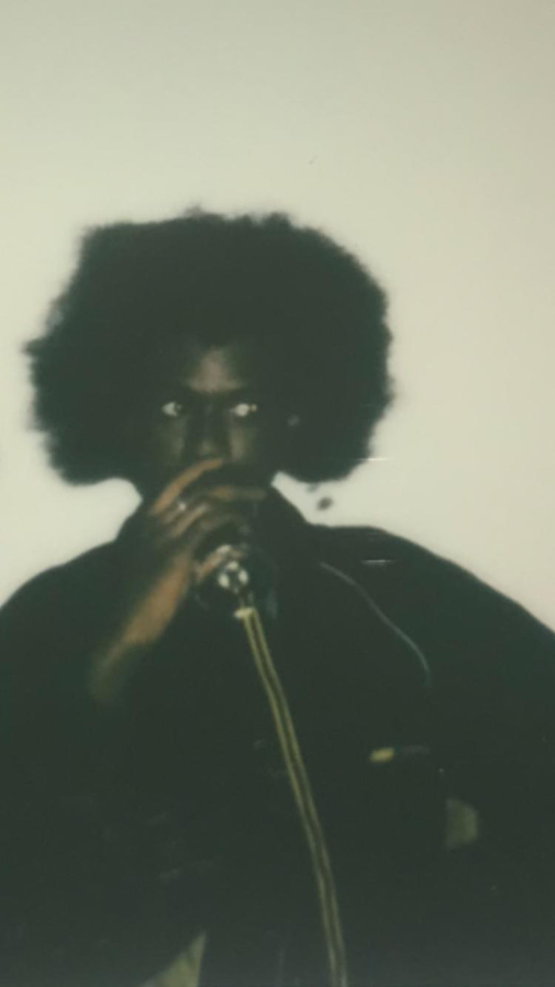 Isaiah Hull - A IS FOR AFRICA · Radio 3FACH