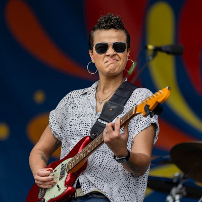 Mia Borders - Magnolia Blue · Radio 3FACH